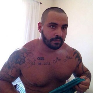 Careca com barba: Combina? 40 estilos inspiradores!